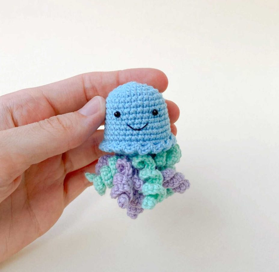 Amigurumi Jellyfish Crochet Free Pattern - Free Amigurumi Pattern