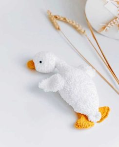 Amigurumi Sweet Goose Free Pattern - Free Amigurumi Pattern