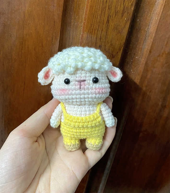Mini Crochet Lamb Amigurumi Free Pattern - Free Amigurumi Pattern